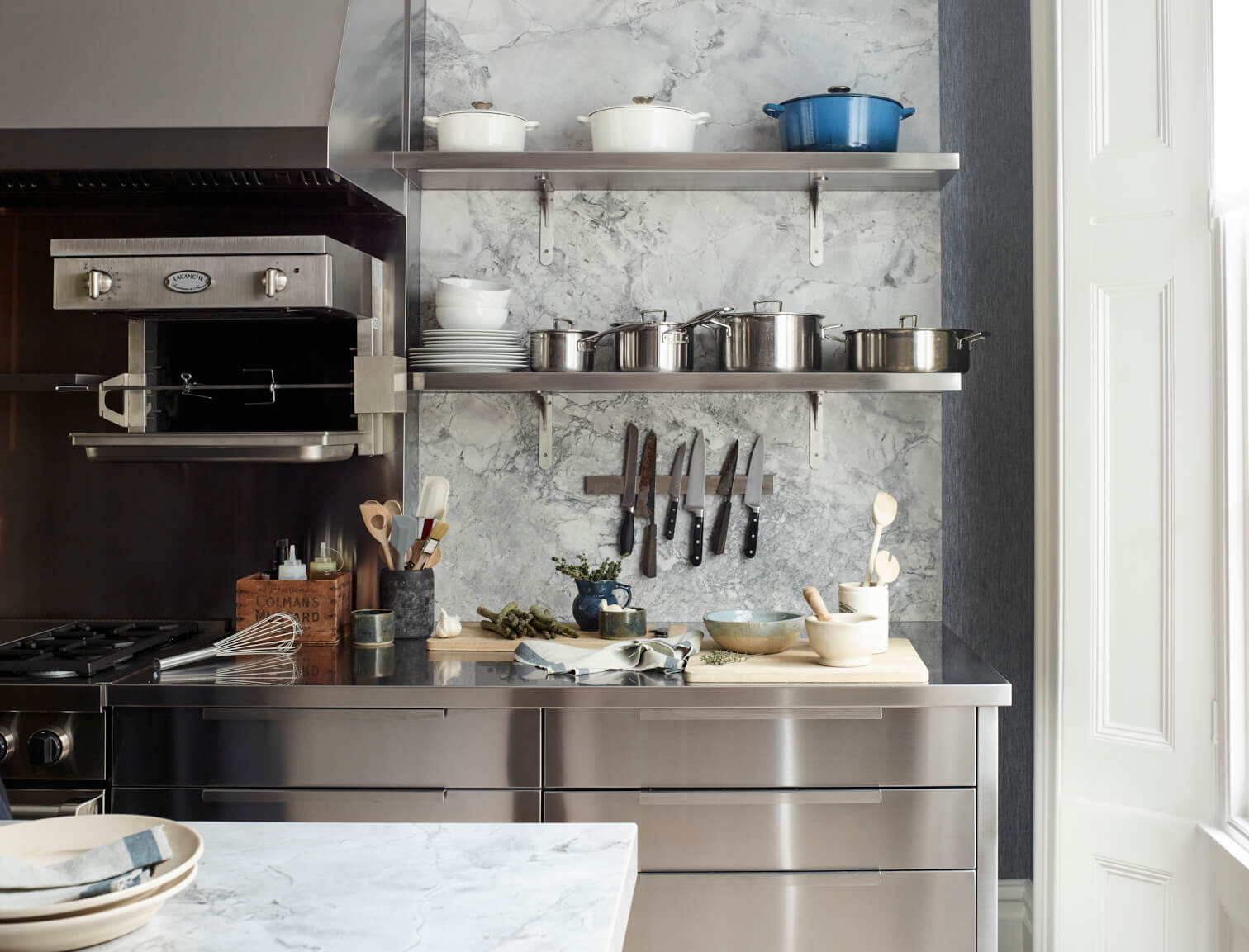 Wonder walls – how to make kitchen walls work