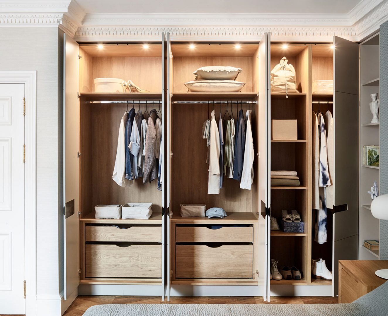 Wardrobes - Roundhouse