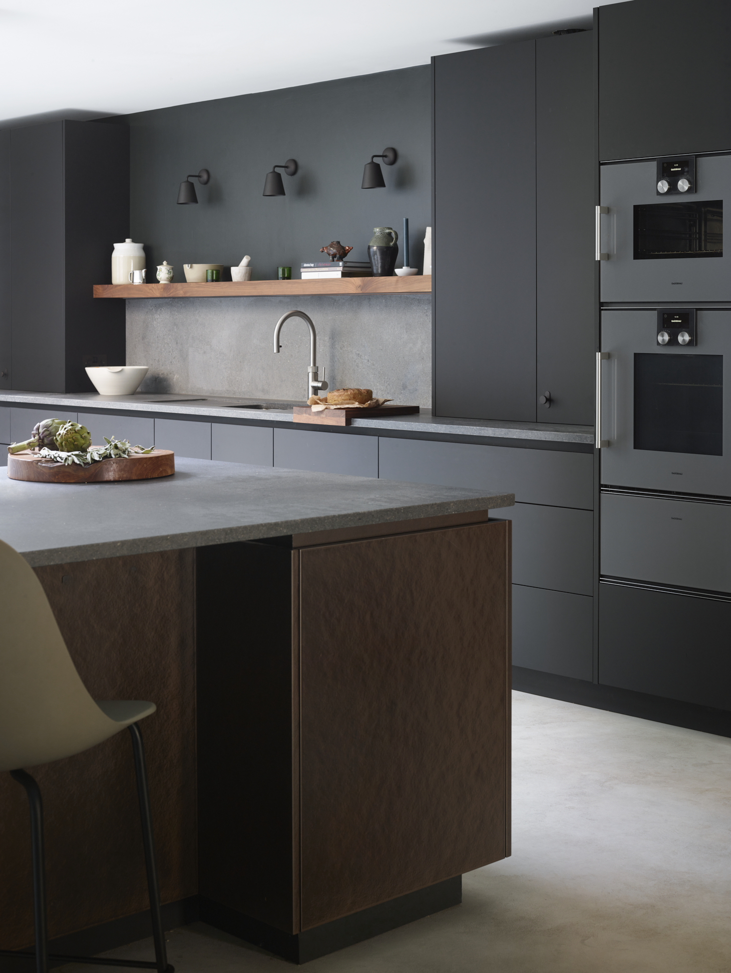 Embrace the dark kitchen trend with the Studio Collection