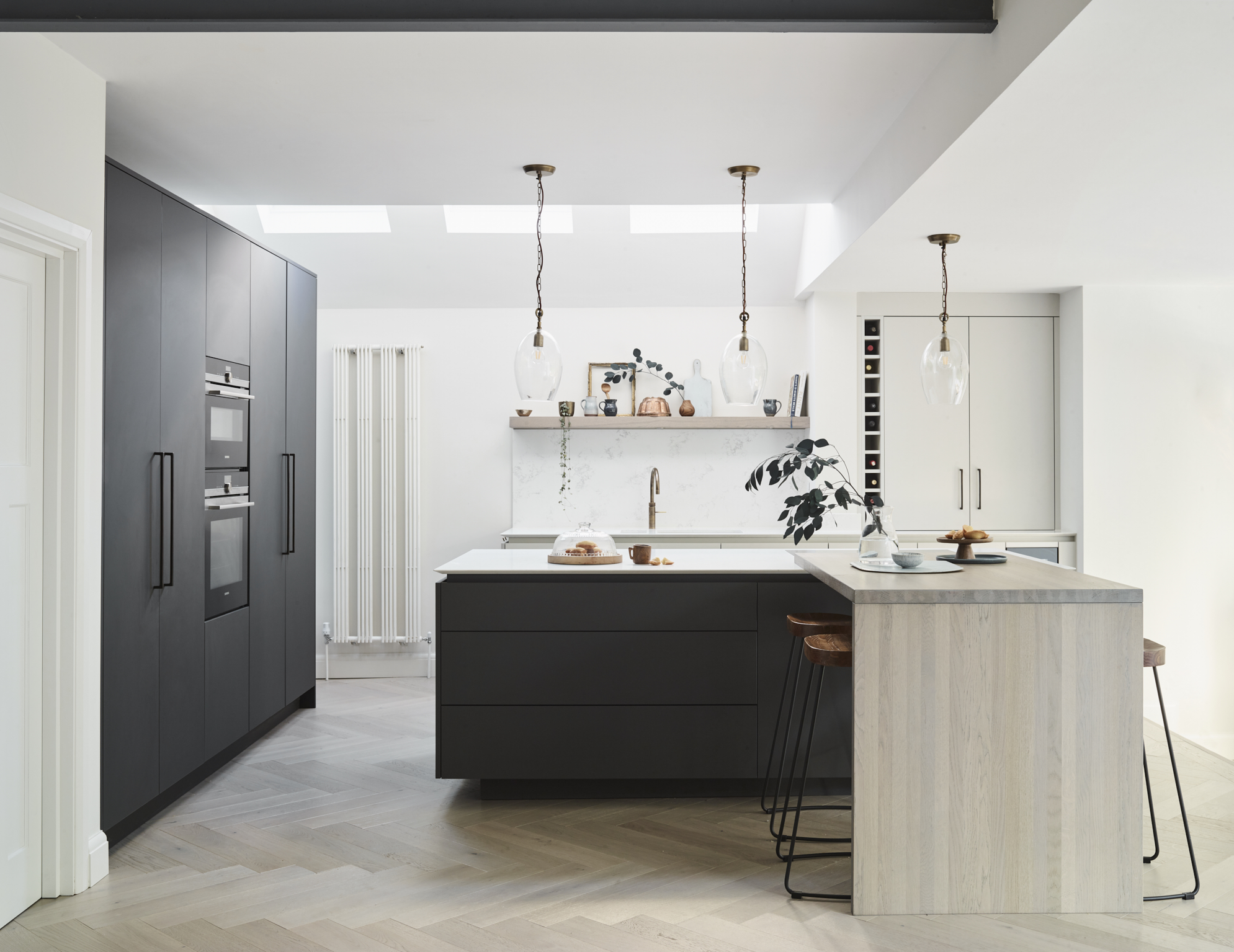 Embrace the dark kitchen trend with the Studio Collection