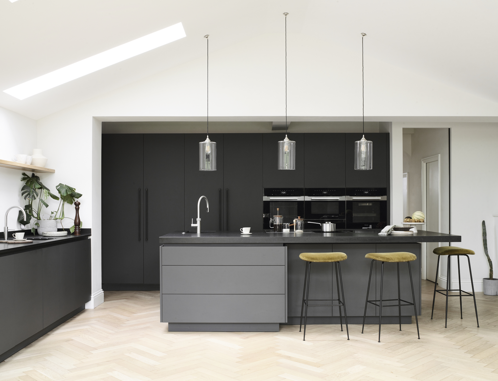 Embrace the dark kitchen trend with the Studio Collection