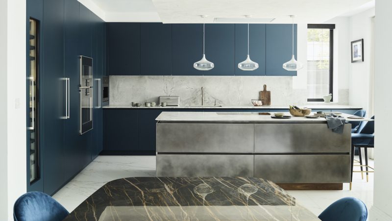 Designing with metallics – how to master this cool kitchen trend