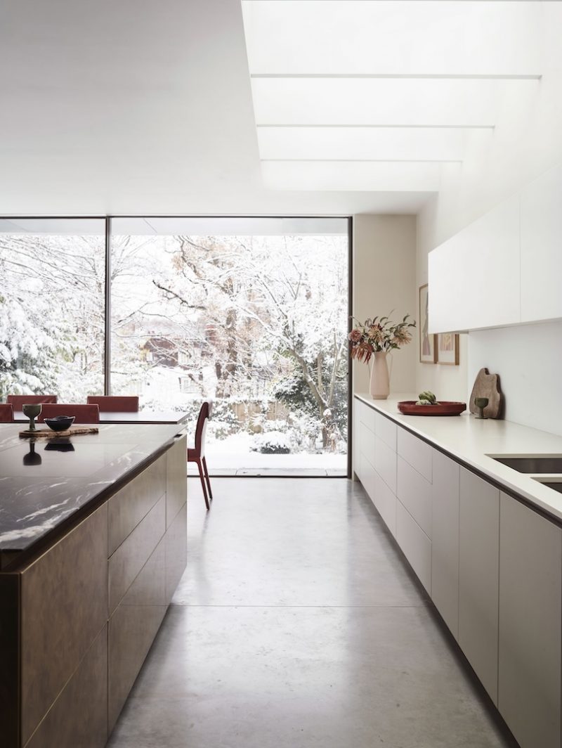 Minimalist kitchen ideas…with maximum style